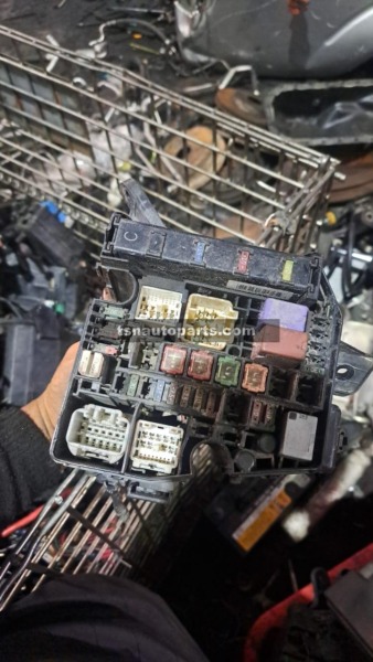 TOYOTA VIOS NCP93 FUSE BOX WAYA – TSN Auto Spare Parts Sdn. Bhd.